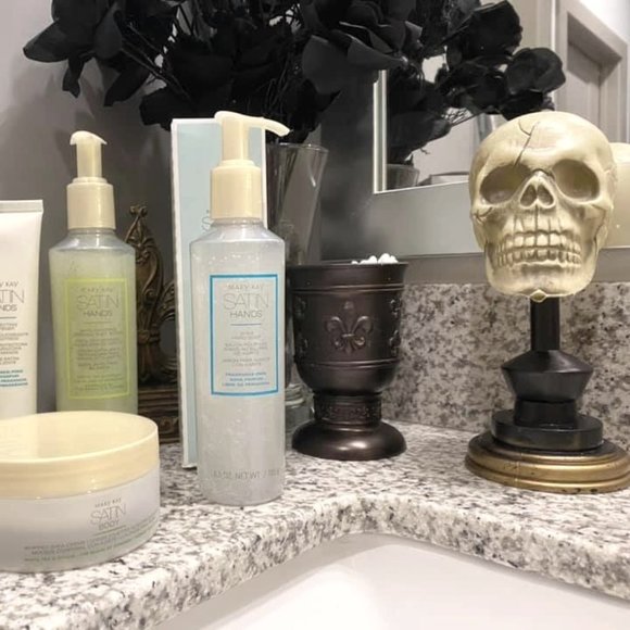 Mary Kay | Skincare | Satin Hands Shea Hand Soap By Mary Kay | Poshmark